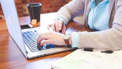 Pro změnu dodavatele nikam nemusíte, novou smlouvu můžete uzavřít i z ...